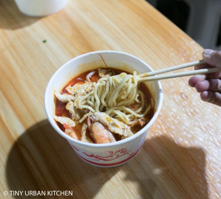 Xiamen Street Food - From Oyster Pancakes to Worm Jellies! - Tiny Urban ...