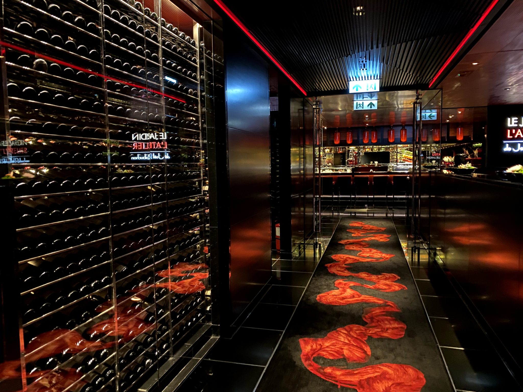 L'Atelier de Joel Robuchon Hong Kong - Tiny Urban Kitchen